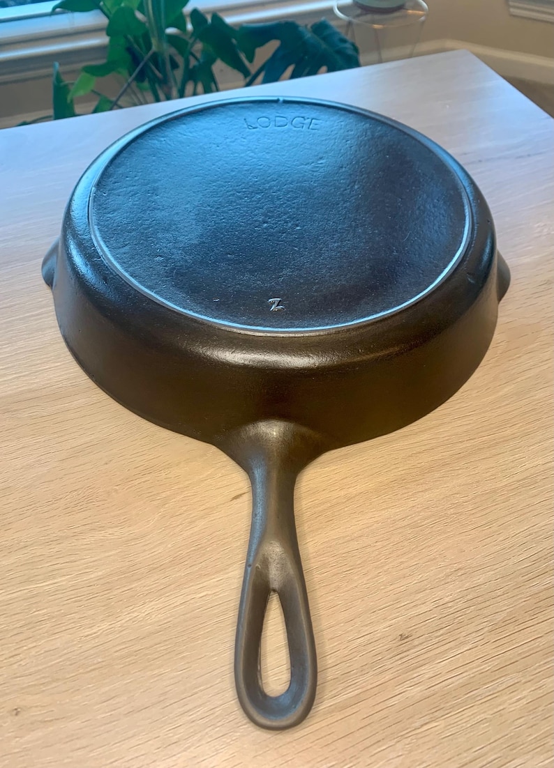 Lodge No. 8 Raised No. Arc Logo Cast Iron Skillet - Etsy