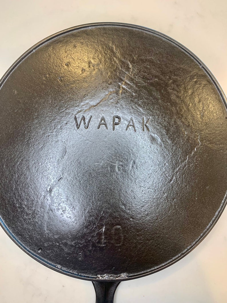Wapak No. 10 “erie” Ghost Mark Cast Iron Skillet - Etsy