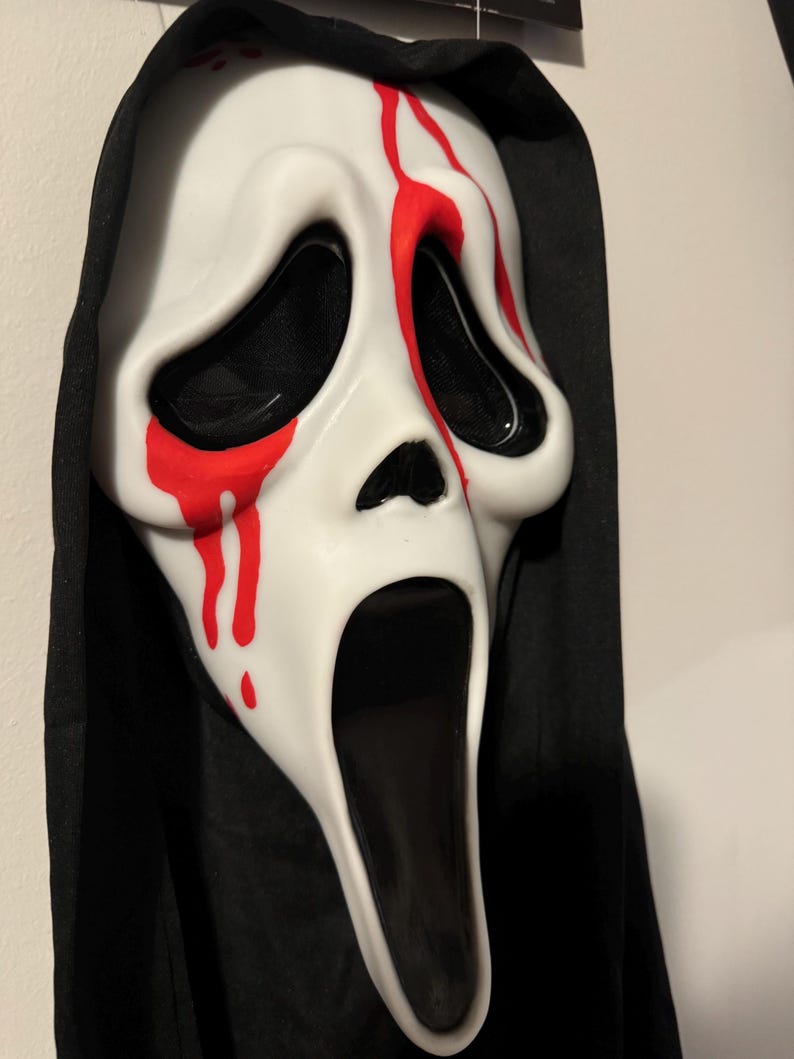 Ghostface Bloody Mask , Ghostface Mask, Horror Masks, Scream Movie ...