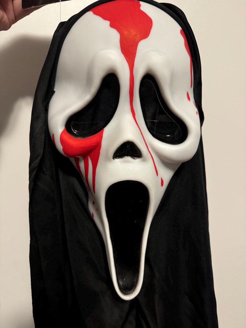 Ghostface Bloody Mask , Ghostface Mask, Horror Masks, Scream Movie ...
