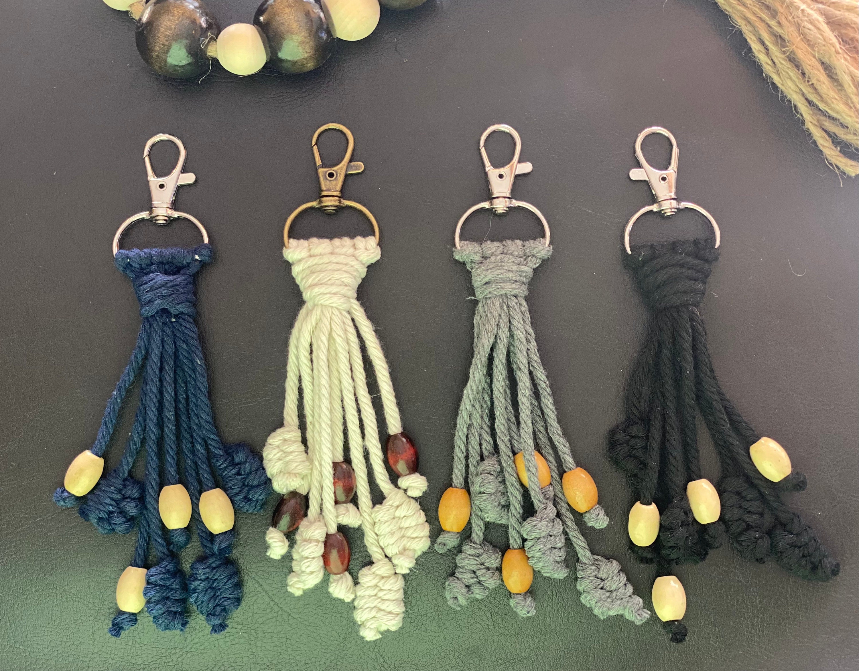 Beaded Macrame Keychain, Recycled Cotton, Leaf Knot - Etsy