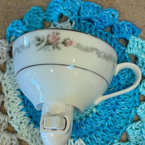 Floral and Gold Teacup Nightlight - Etsy