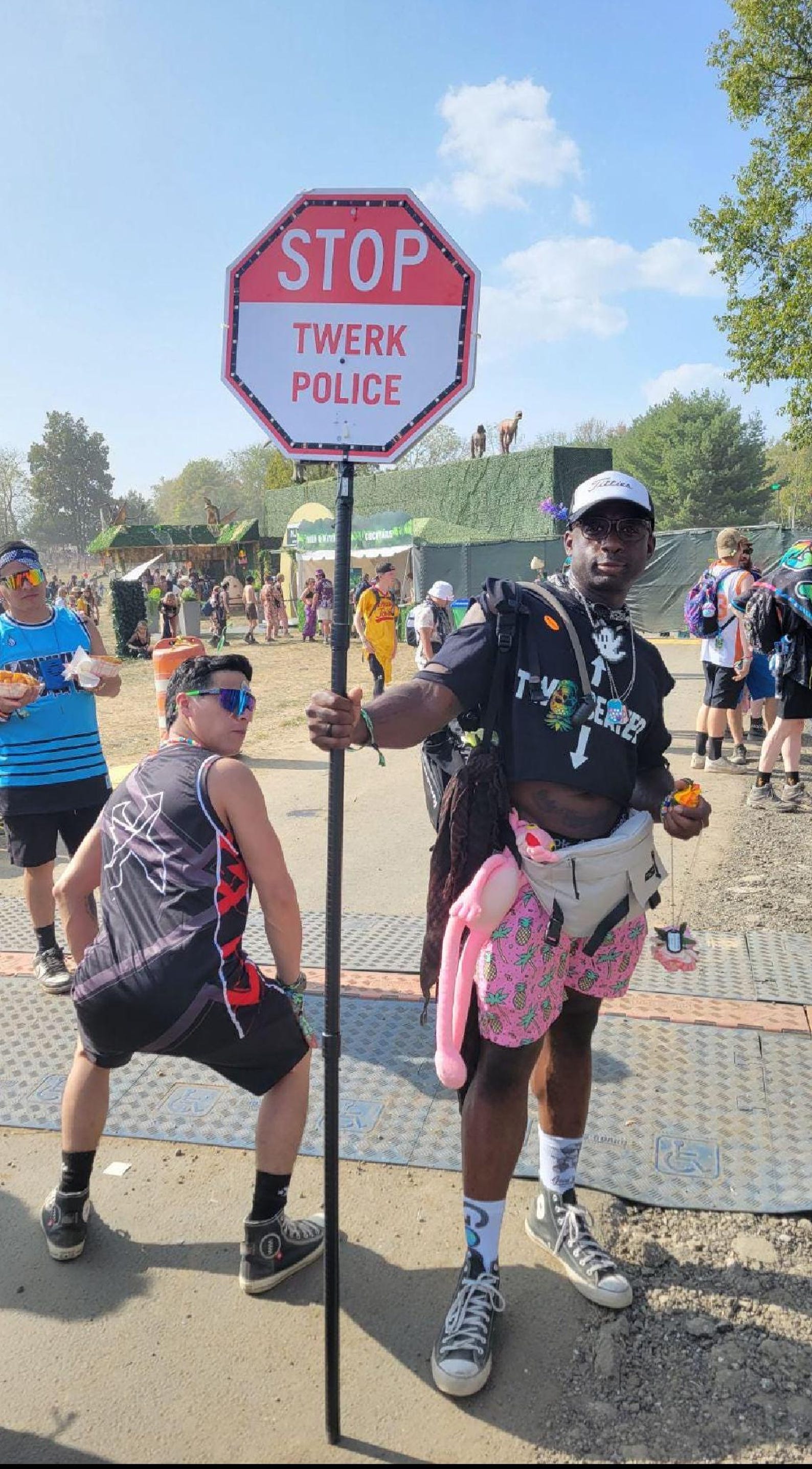 Customized Festival Totem for Crowds Rave Totem Custom Sign for ...