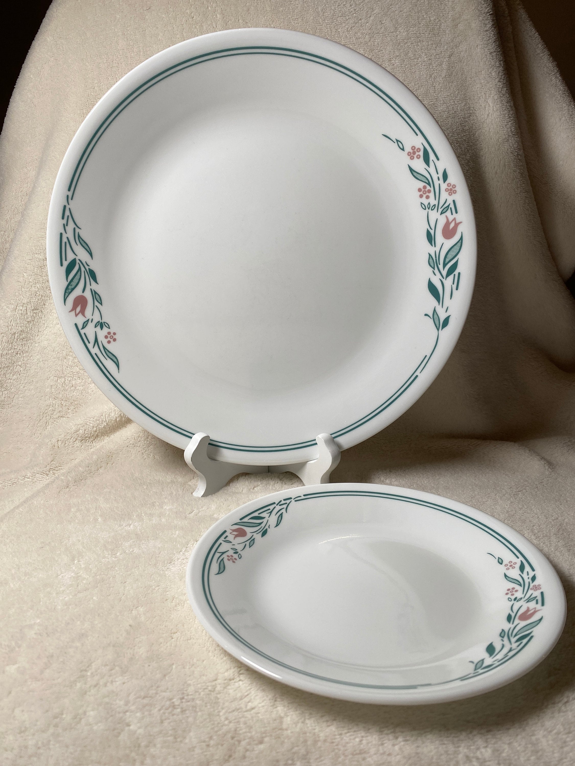 Vintage Corelle Rosemarie Plates - Set of 2 - Etsy