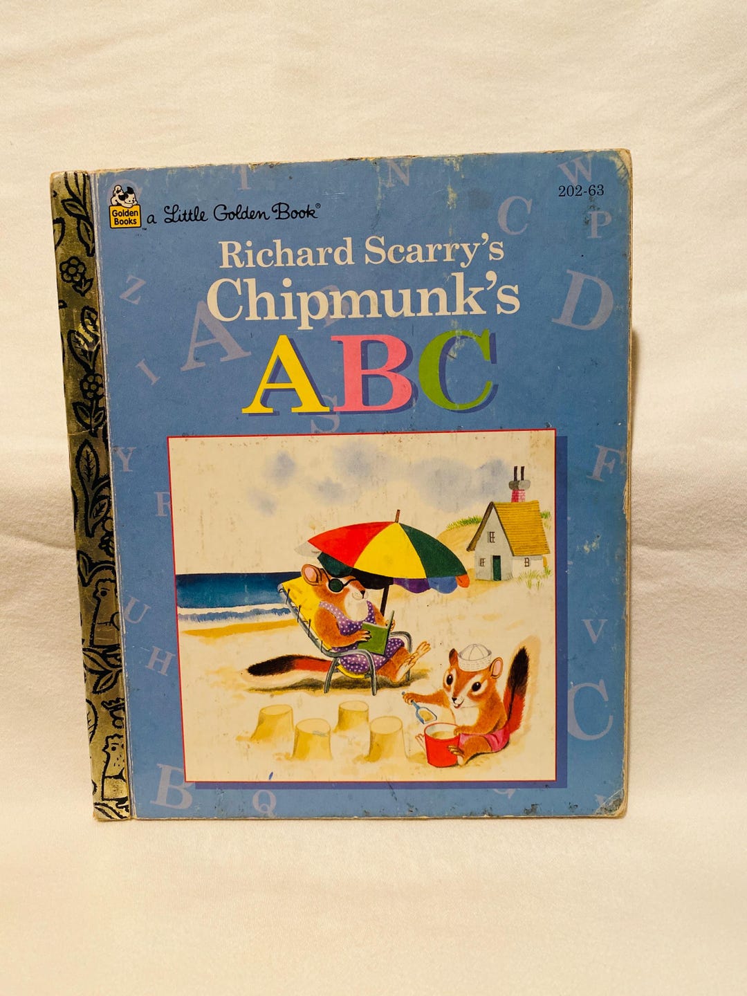 Vintage A Little Golden Book: Richard Scarry's Chipmunk's ABC - Etsy