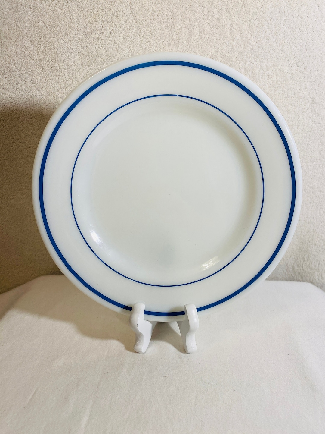 Vintage Pyrex White Milk Glass 9” Plate - Etsy