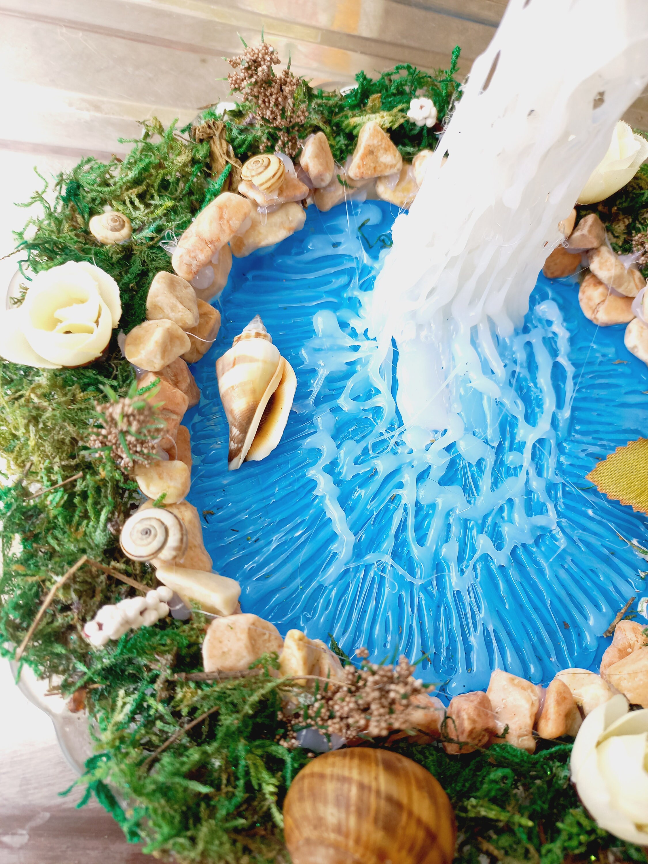 Magic Cups*the Interior Designer, Cup Waterfall*floating Cups*grass ...