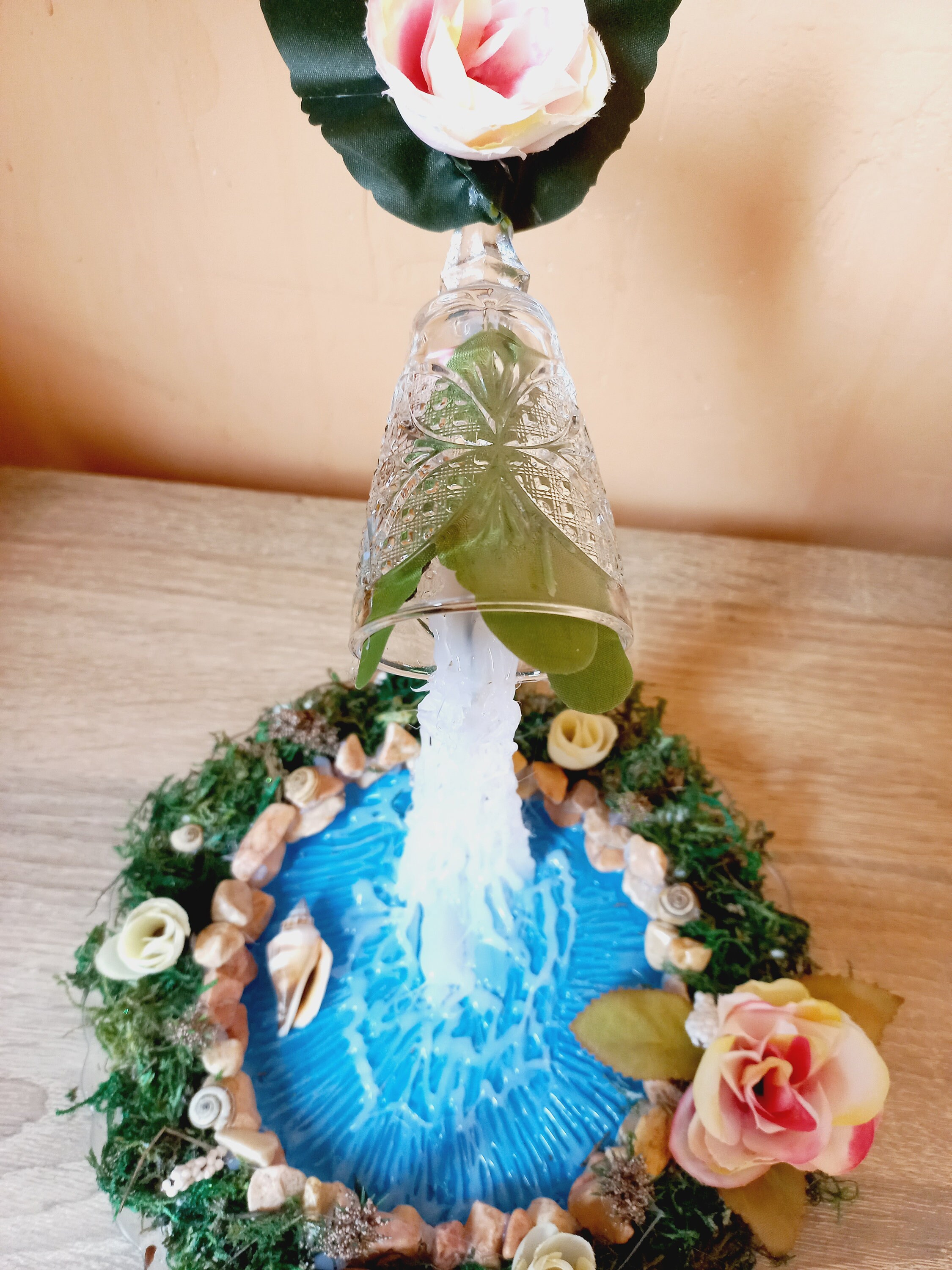 Magic Cups*the Interior Designer, Cup Waterfall*floating Cups*grass ...