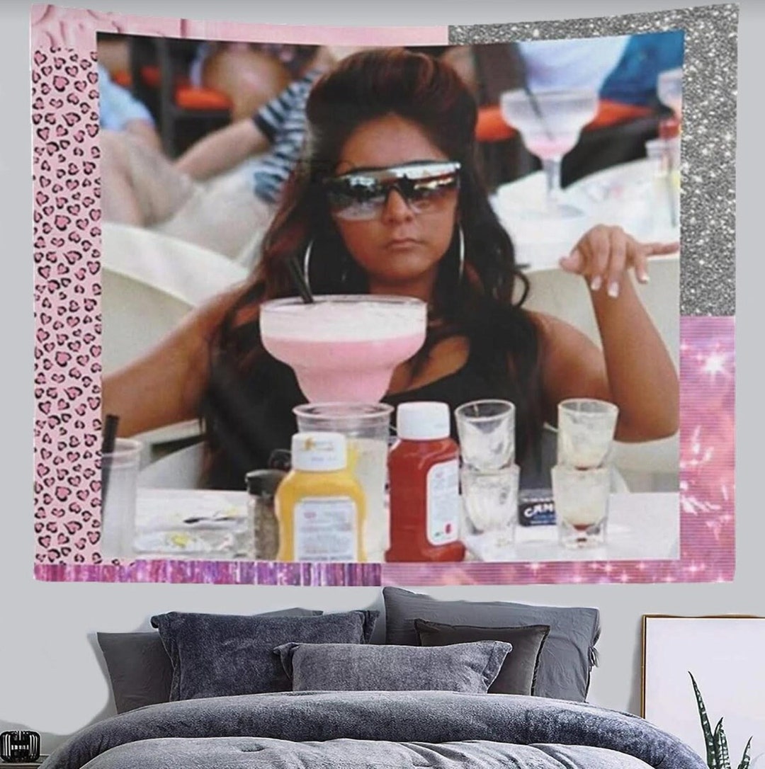 Snooki Mood Wall Tapestry-funny Snooki Mood Meme Tapestry, Ideal for ...