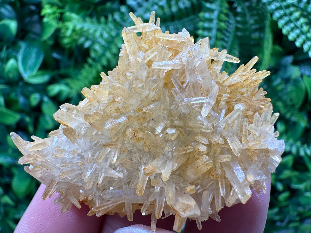 Stunning Transparent Quartz Whit Inclusions Natural Minerals Souvenir ...