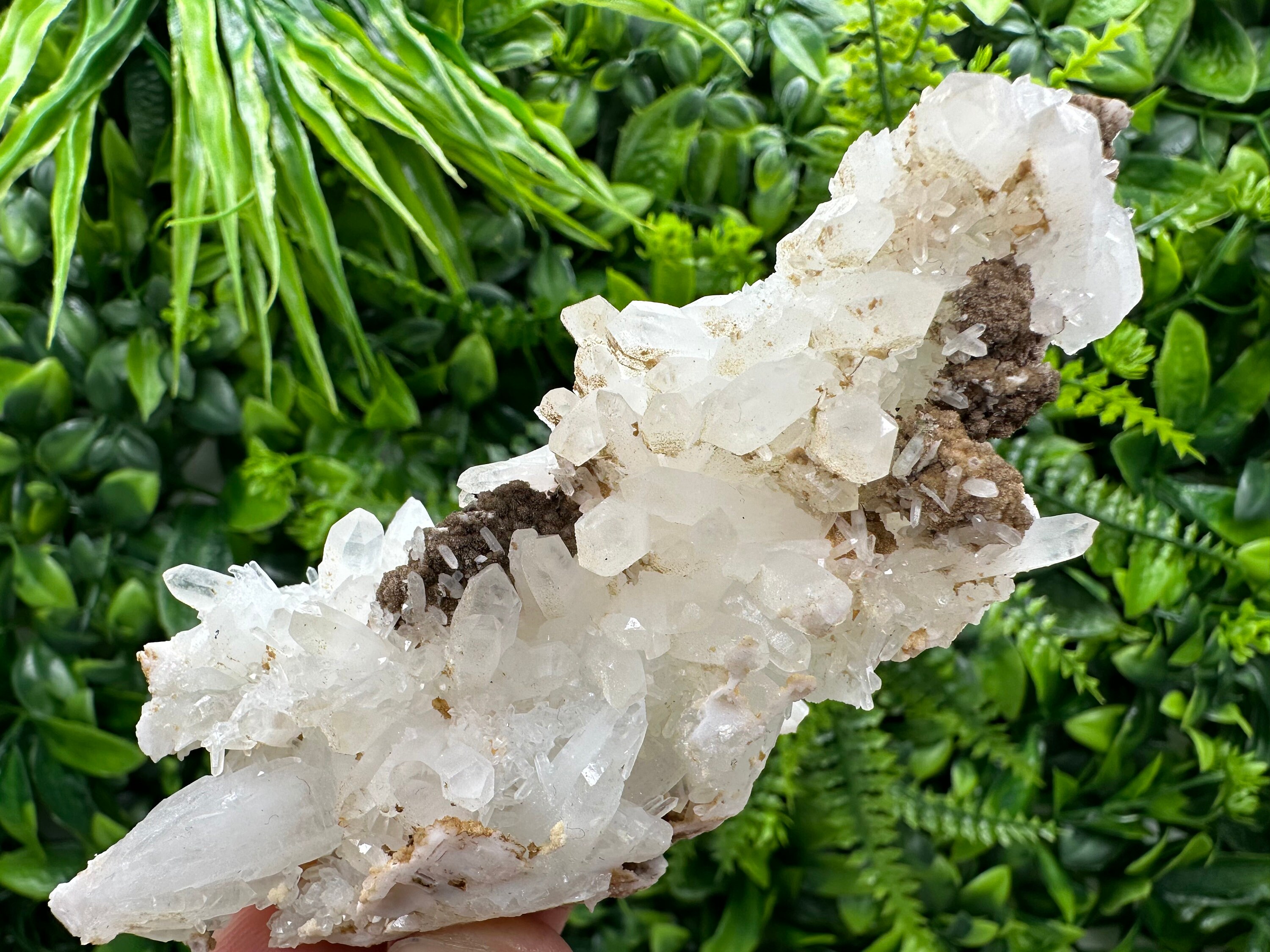 Stunning Quartz Whit Chlorite on Rhodochrosite Covered Whit Siderite ...