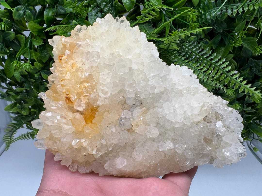 Stunning LIMONITE Quartz whit inclusions natural minerals souvenir gift ...