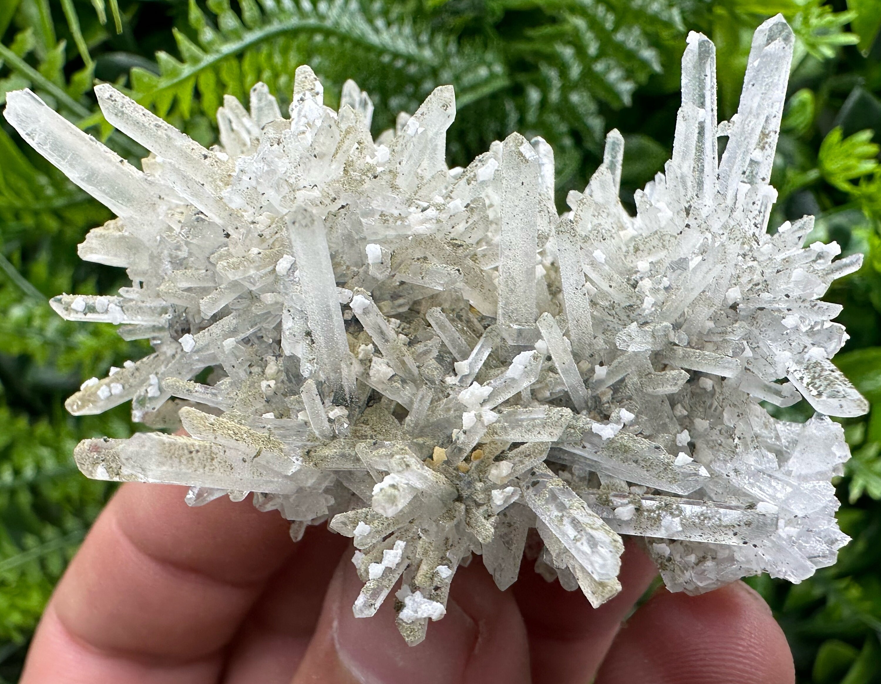 Amazing Transparent Quartz Inclusions Chlorite Whit Calcite Natural ...