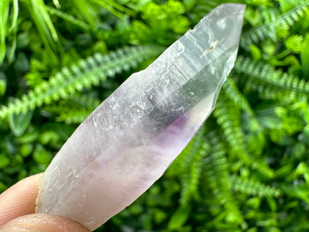 Wonderful Amethyst Phantom Whit Cérusite, Natural Minerals Souvenir ...