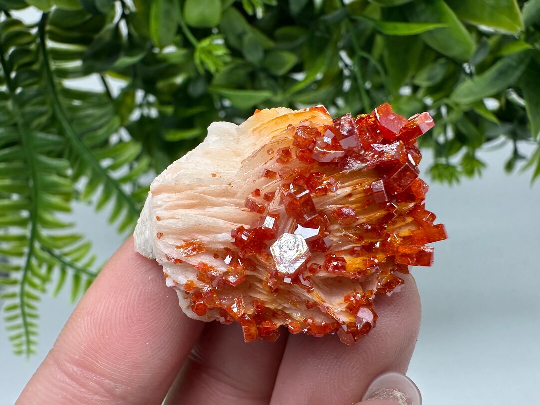 Red Vanadinite on Barite From Marocco,crystal Minerals Speciment ...