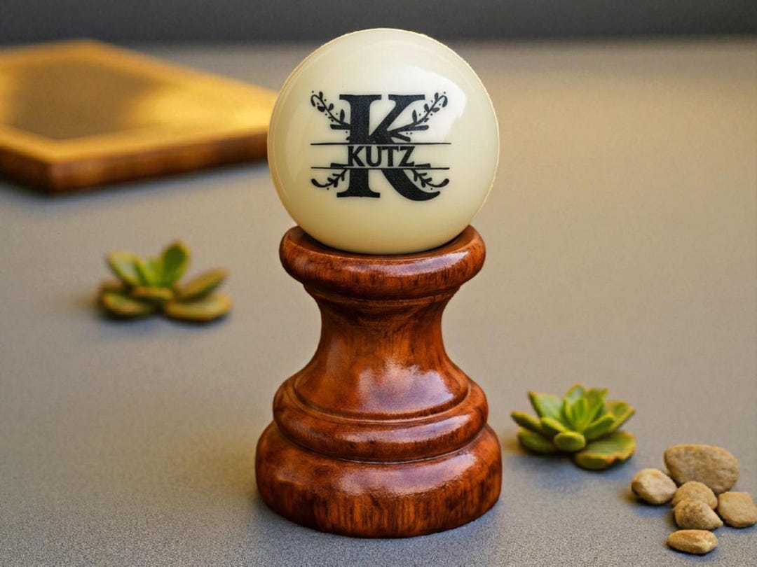 Personalized Cue Ball With Stand – Engraved Billiard Pool Cue Ball ...