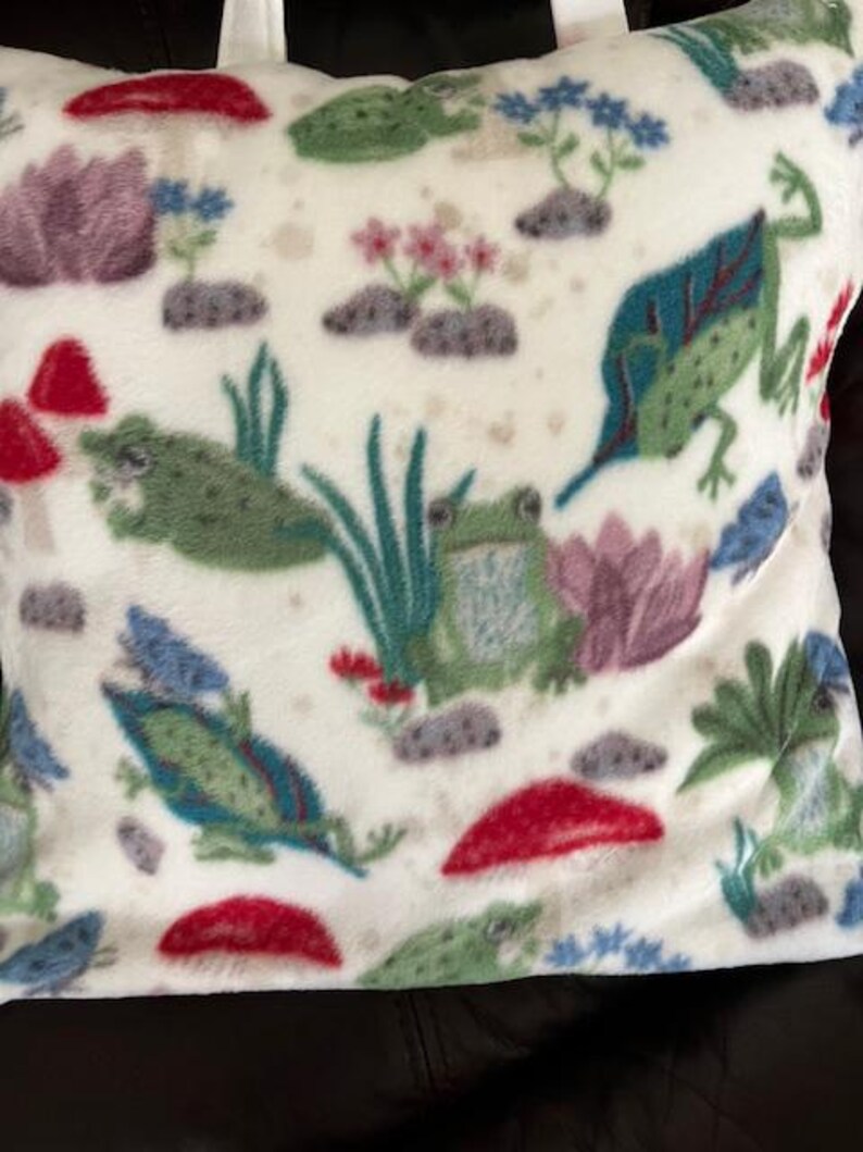 FROG Themed READING PILLOW - Etsy