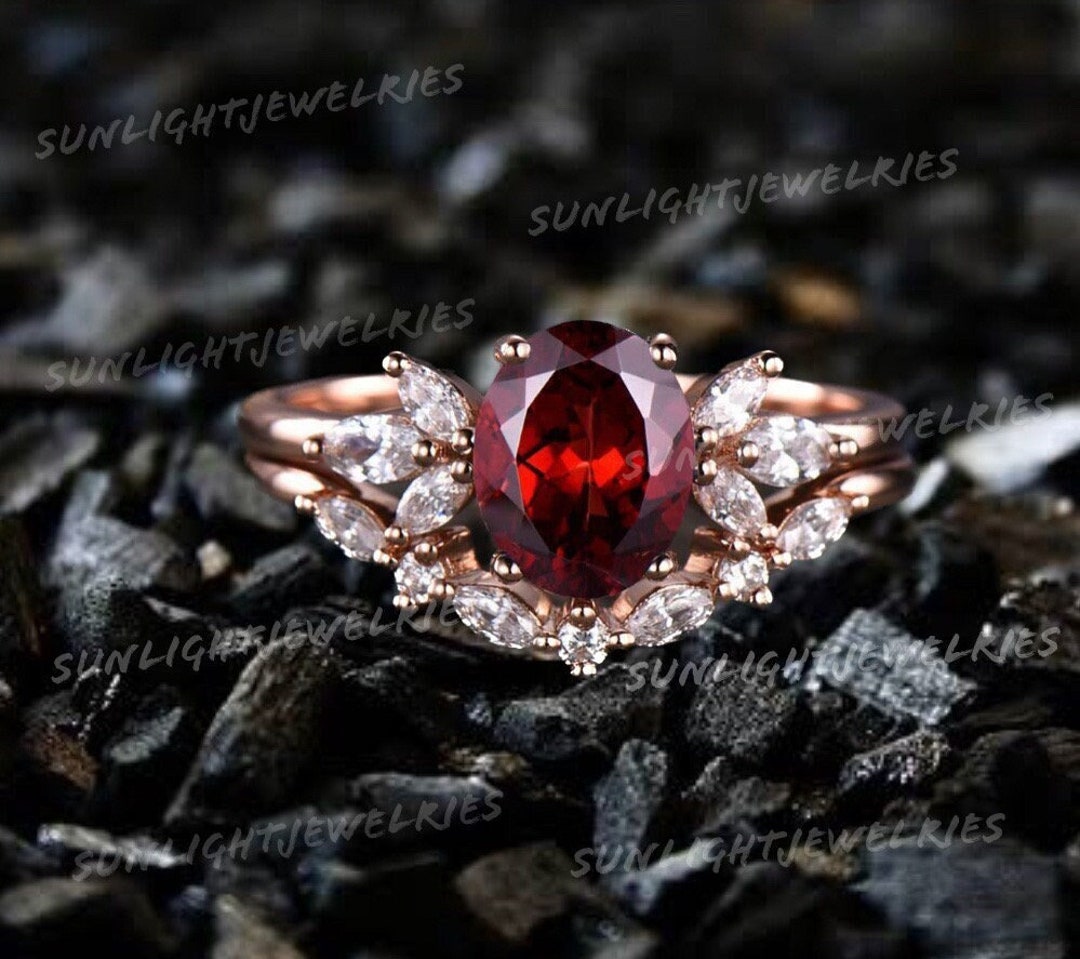 Vintage Oval Shaped Red Garnet Bridal Ring Set, Moissanite Marquise ...