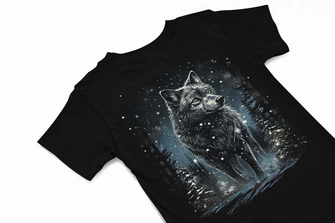 Black Wolf T-shirt, Wolve Tee, Wolf in Night Sky Graphics T-shirt, Goth ...