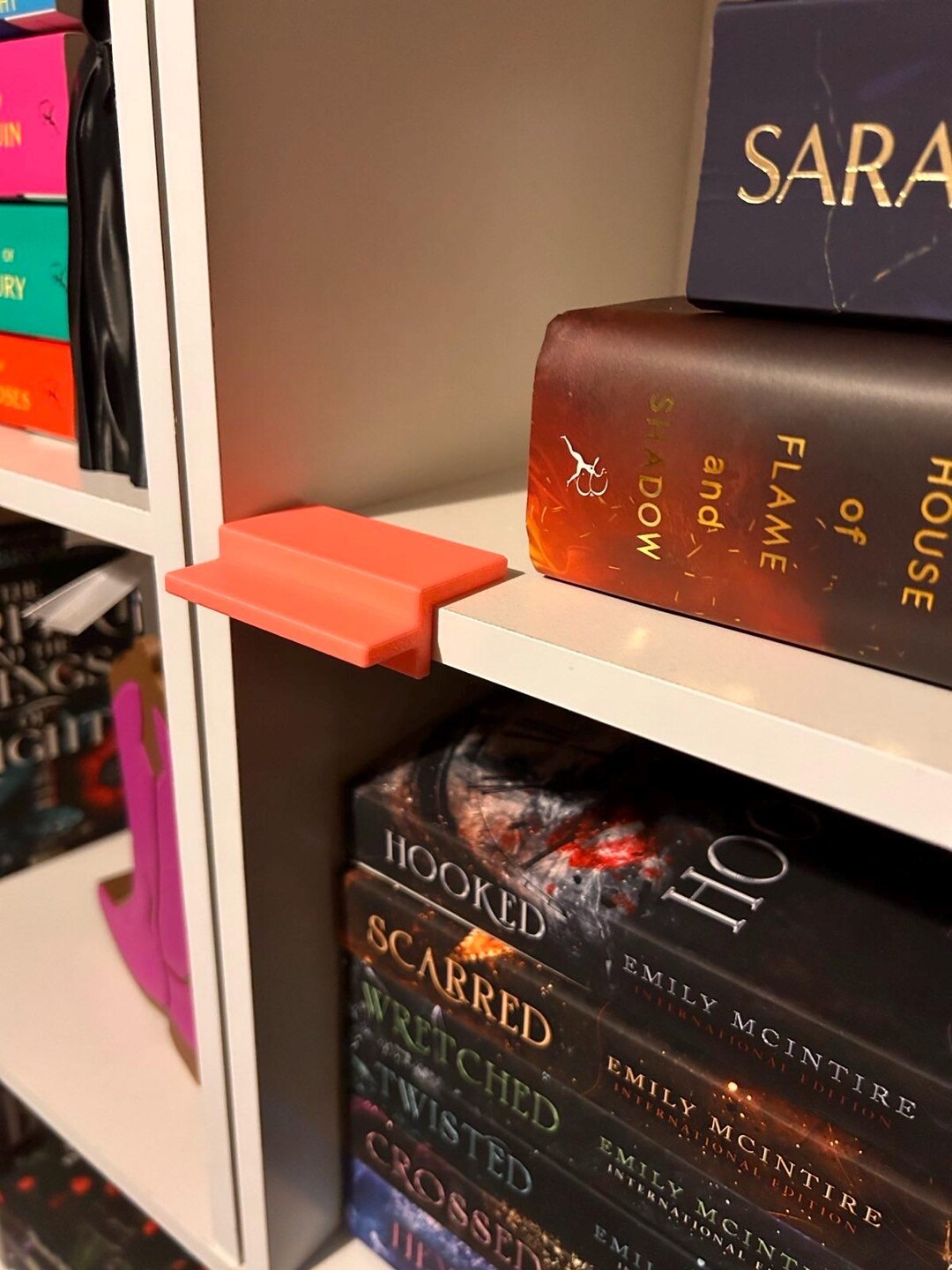 Bookshelf Spacer: Book Straightener (2.5cm Space) - Etsy