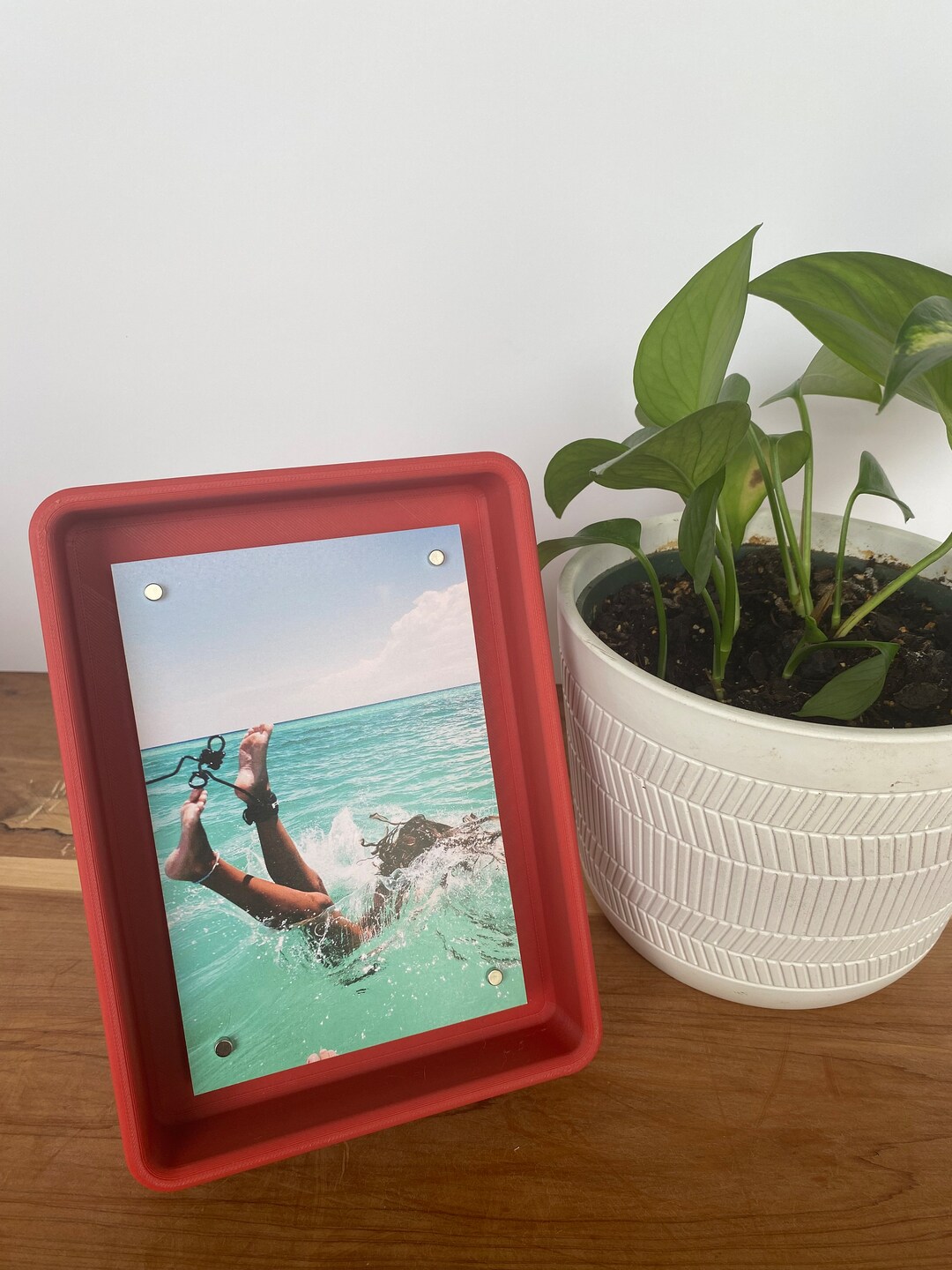 Red Picture Frame Décor, Red Modern Photo Frame, Red Family Picture ...