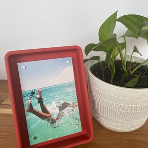 Red Picture Frame Décor, Red Modern Photo Frame, Red Family Picture ...