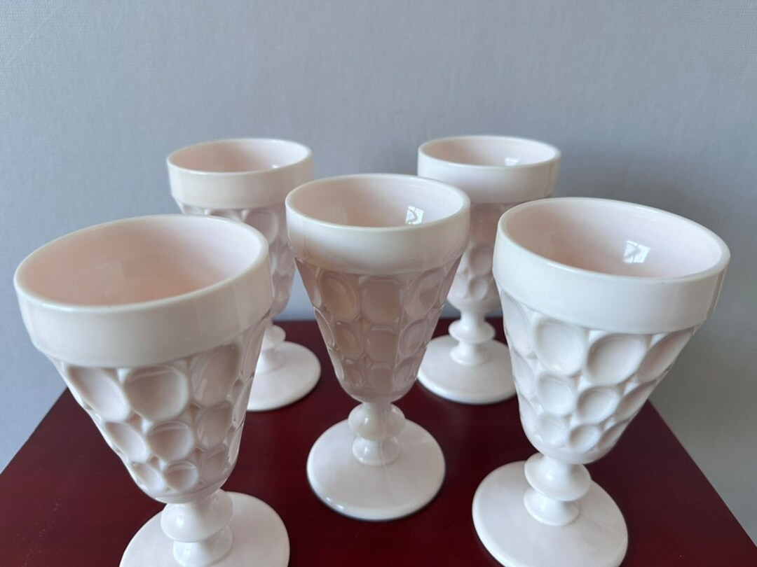 JEANETTE SHELL PINK Milk Glass Goblets - Vintage (set of 5) (P20) - Etsy