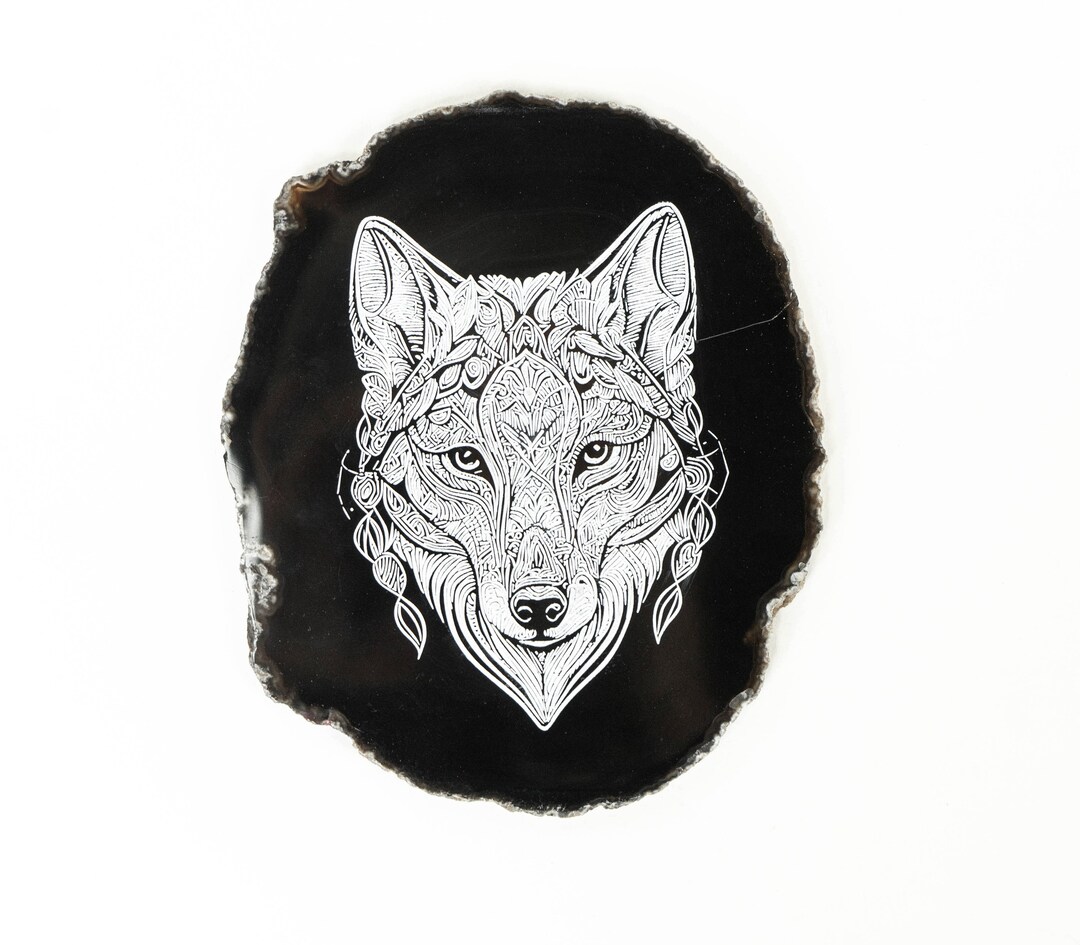 Agate Stone With Engraved She-wolf Head Wolf Head Engraved - Etsy