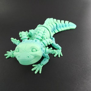 Robot Axolotl 3d Printed Fidget Toy Sci-fi Lizard Tank Topper Birthday ...