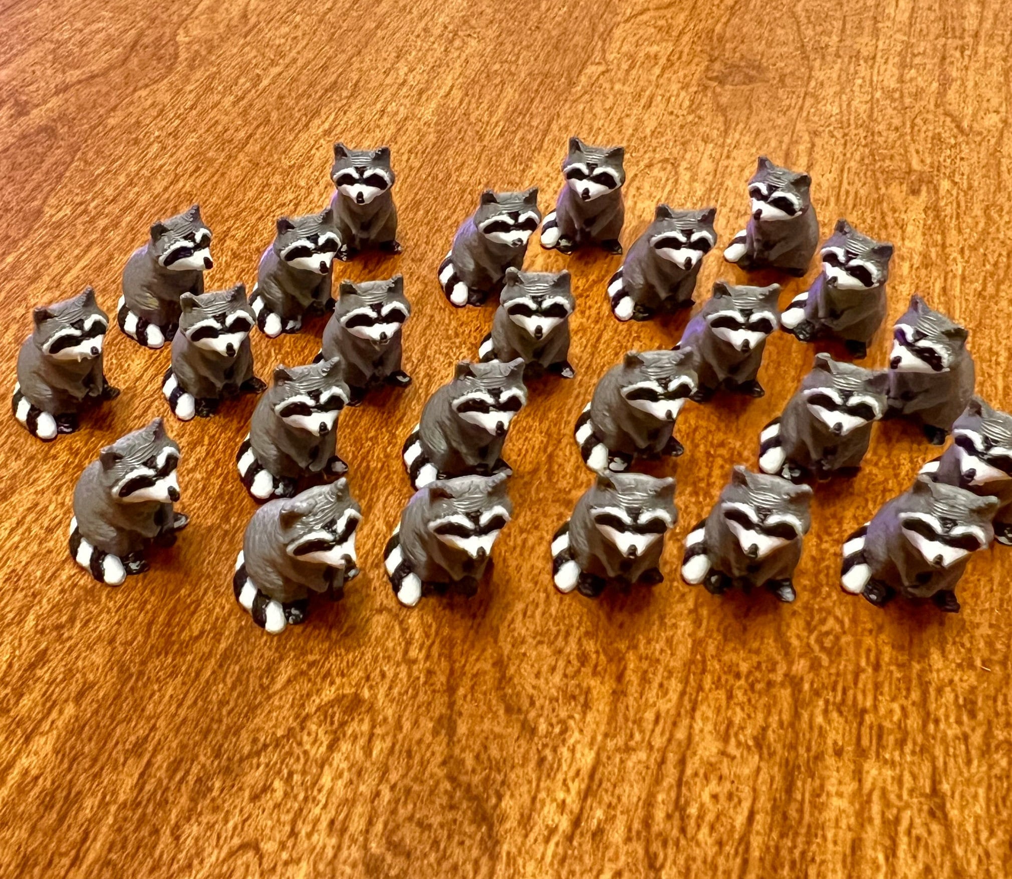 1:16 Scale Raccoon - Etsy