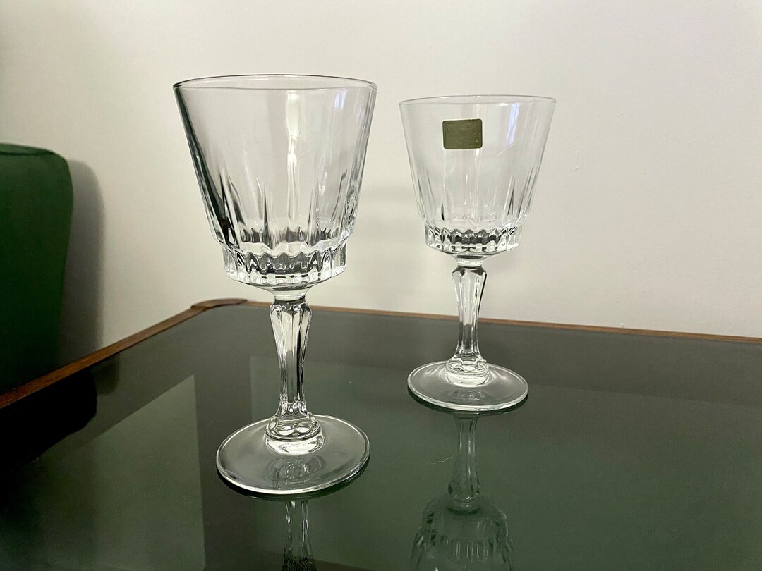 Vintage Pair of Luminarc Arcoroc Cut Crystal Lancer Wine Glasses - Etsy