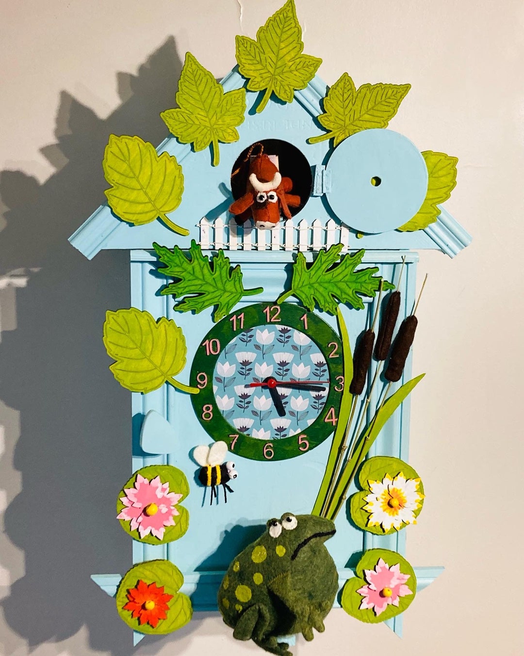 Cuckoo Wooden Clock Fable by La Fontaine: the Frog Who Wanted to Be ...
