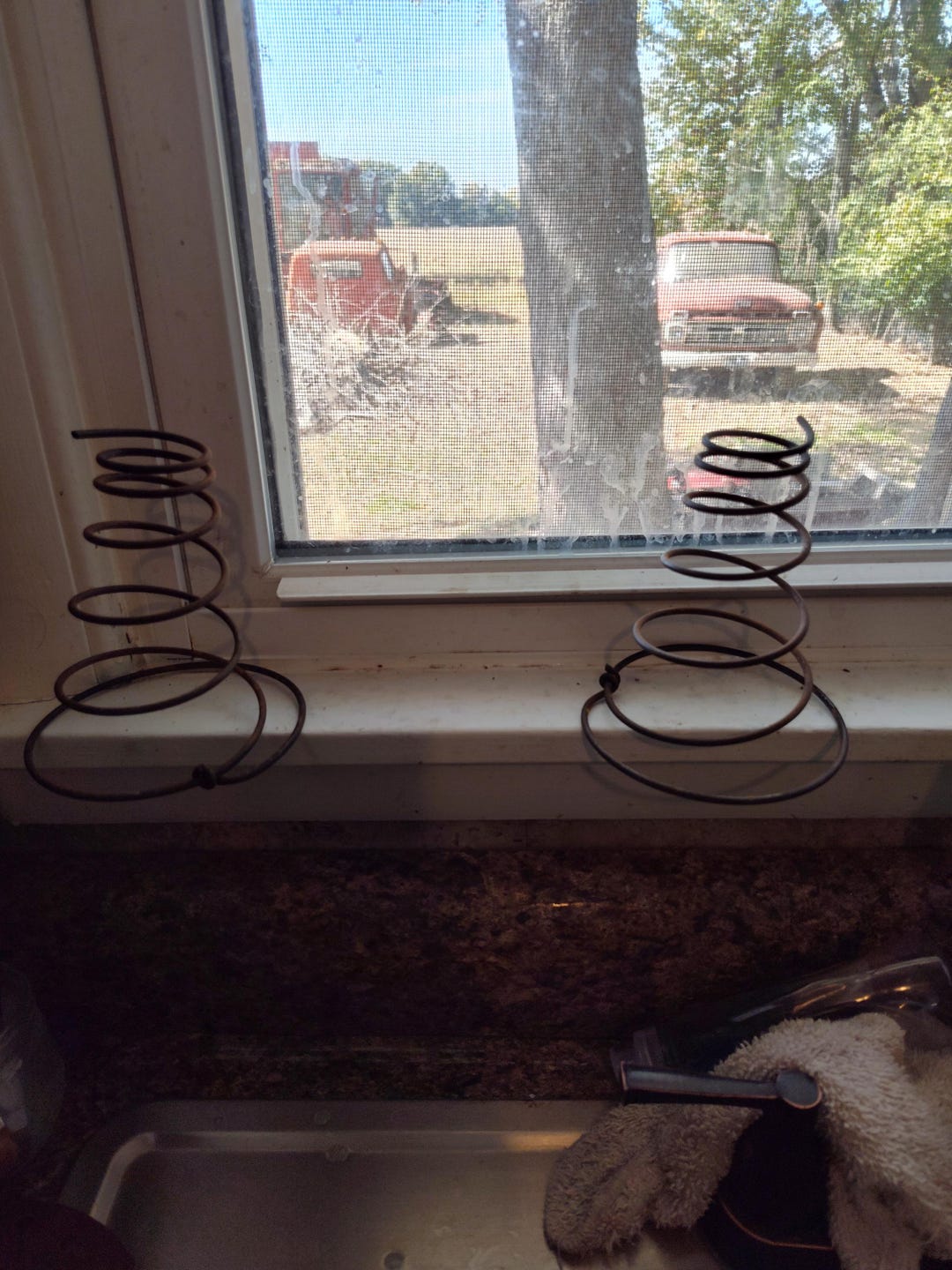 1 Rusty Bed Spring - Etsy