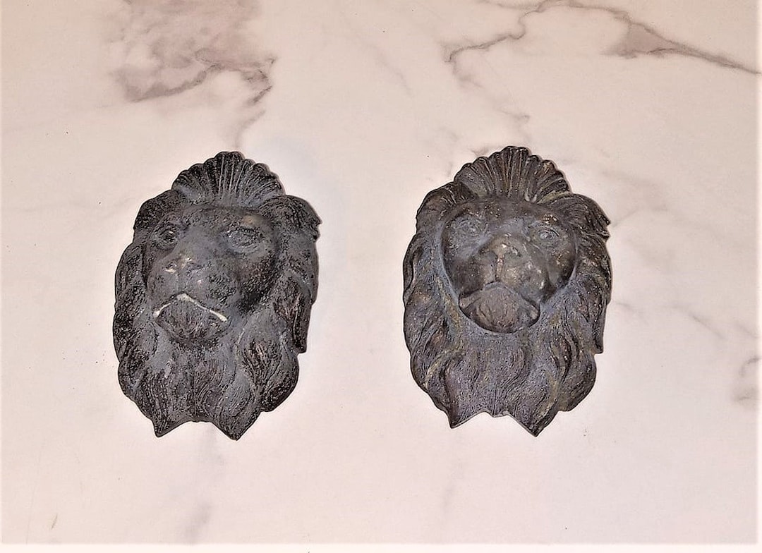 Vintage Metal Lion Head Mantel Clock Decorations - Etsy