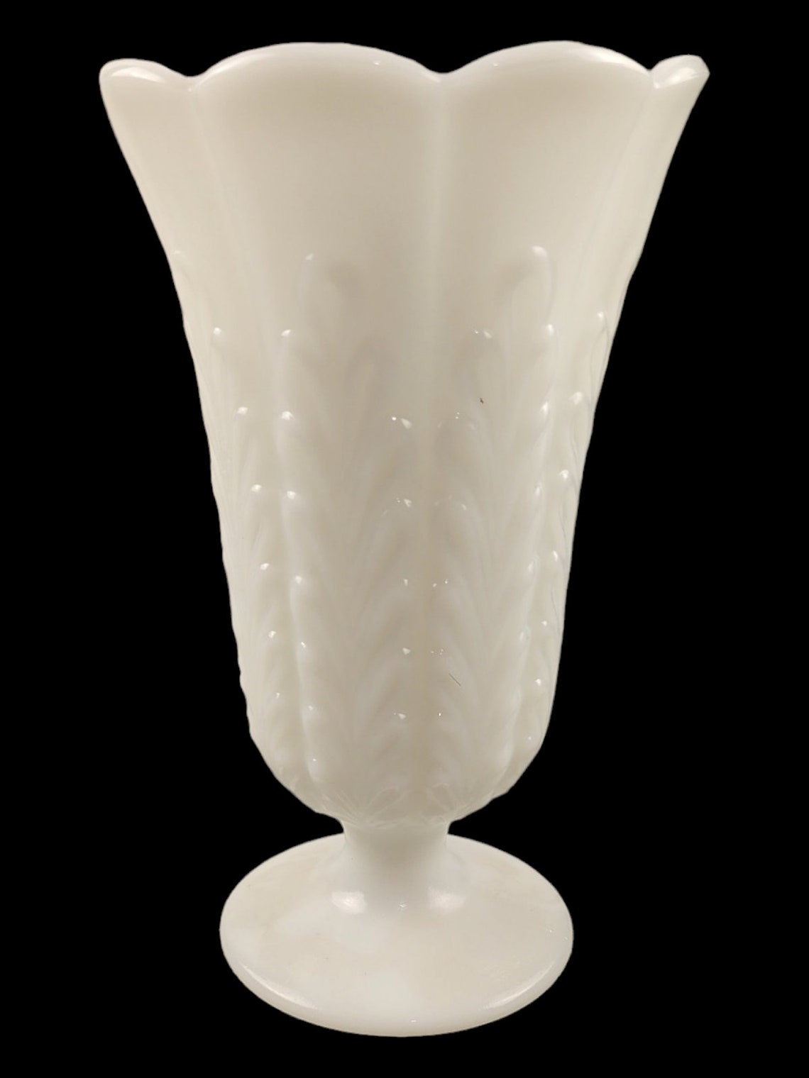 E.O. Brody M5200 Vase Milk Glass Footed Vase 9 Vintage - Etsy