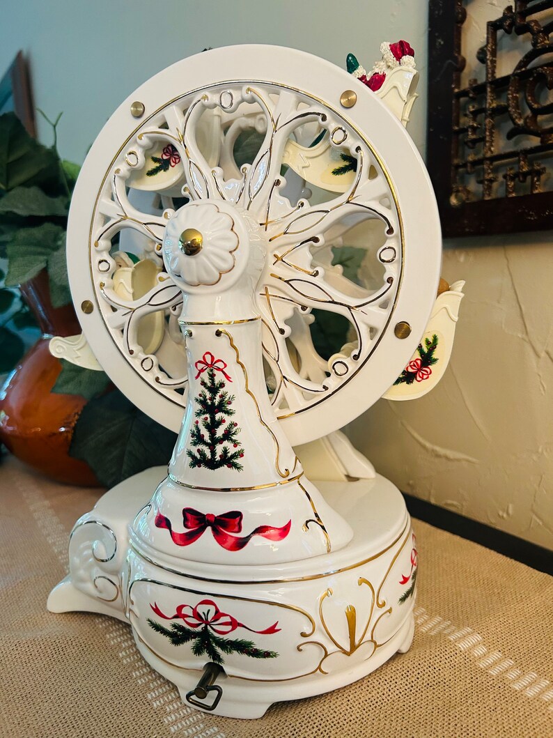 HOLIDAY FERRIS WHEEL Avon Porcelain 2001 Musical Movement 5 Swinging ...