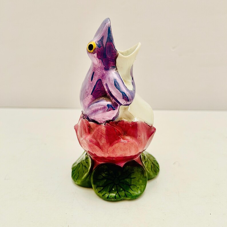 Vintage Japan Lusterware Open Mouth Frog on Lily Pad Vase. Frog Decor ...