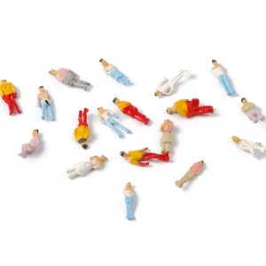 Resin Human Figures / Micro Ornaments / Mini Simulation Puppet ...