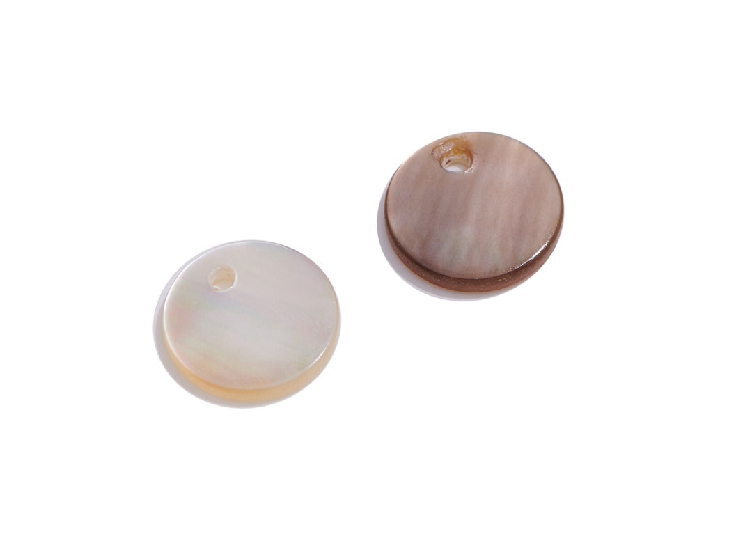 Mother of Pearl Black Seashell / Mini Disc Black Seashells Pendant ...