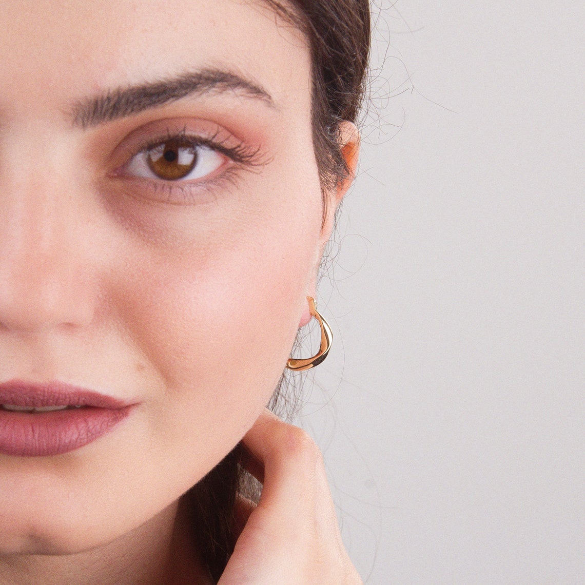 Spiral Design: 14K Gold Hoop Earrings - Trendy Earring - Real Gold ...