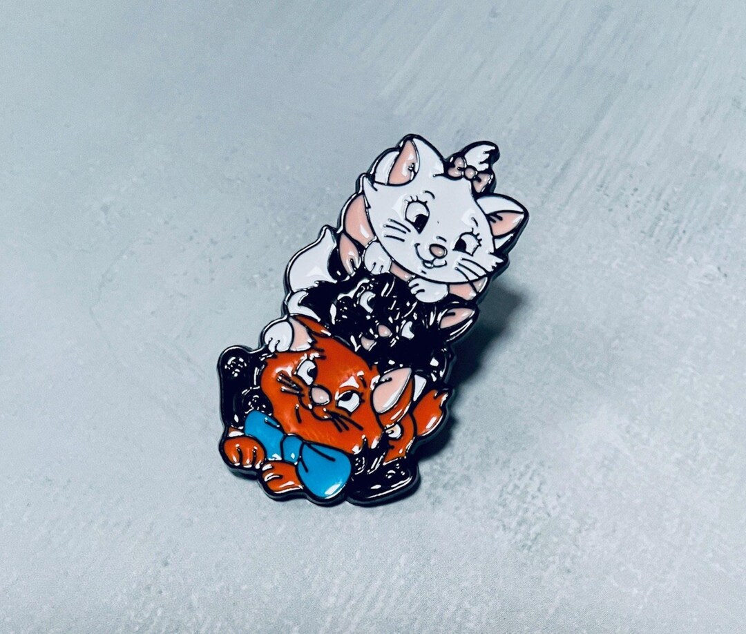 Stack of 3 Cartoon Cats Enamel Pin Badge - Cute Retro Characters - Etsy