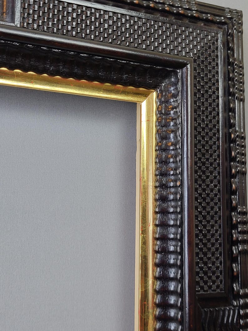 Classic Flemish Corner Frame With Gilded Inner Edge - Ripple Moulding ...