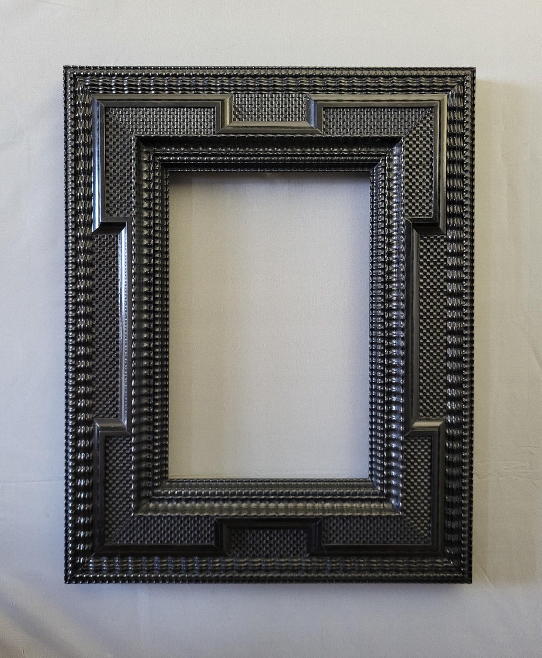 Ebony Dutch-style Frame | Flemish Corner Frame | Ripple Moulding ...