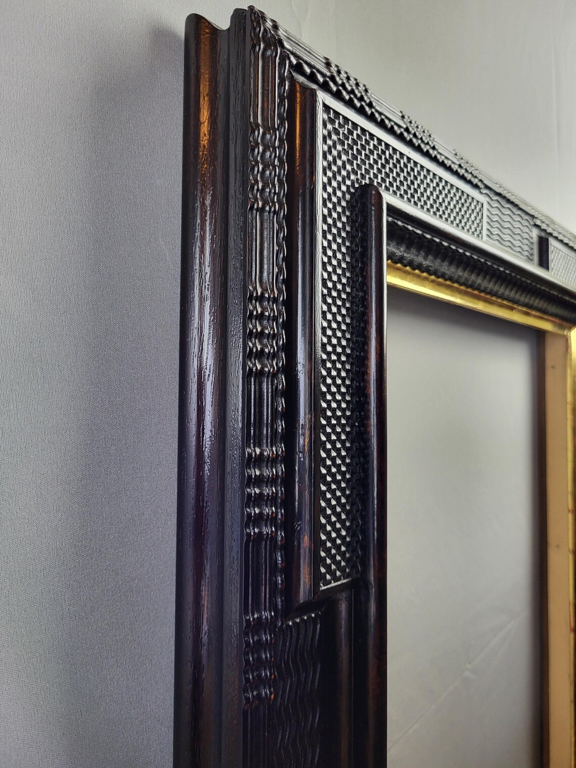 Classic Flemish Corner Frame With Gilded Inner Edge - Ripple Moulding ...