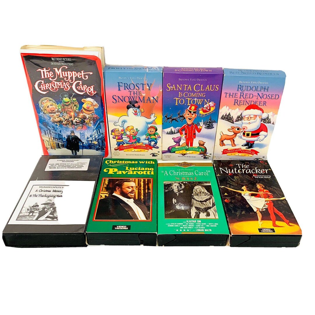 Christmas Classics VHS Tape Lot of 8 Rudolph Frosty Santa Muppets ...