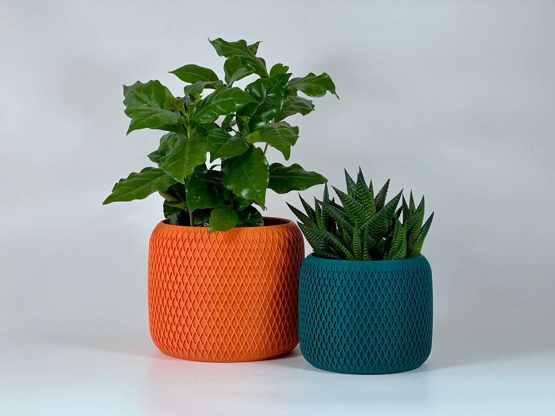 Set of 2 Flower Pots, Planters, Plant Containers STL File for 3D ...
