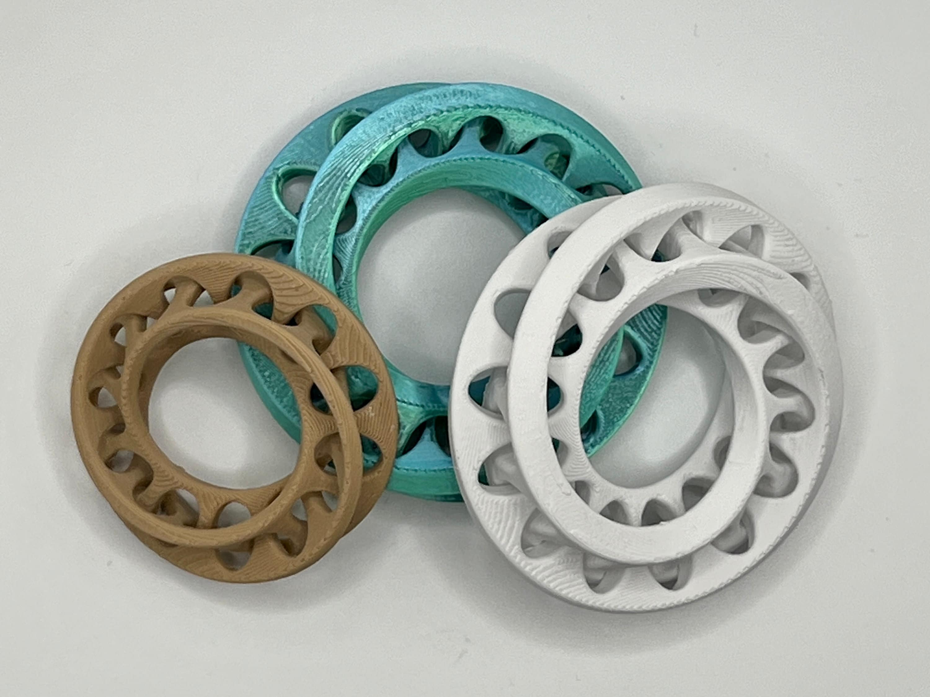 Fidget Interlocking Möbius Bands STL File for 3D Printing DIY Illusion ...