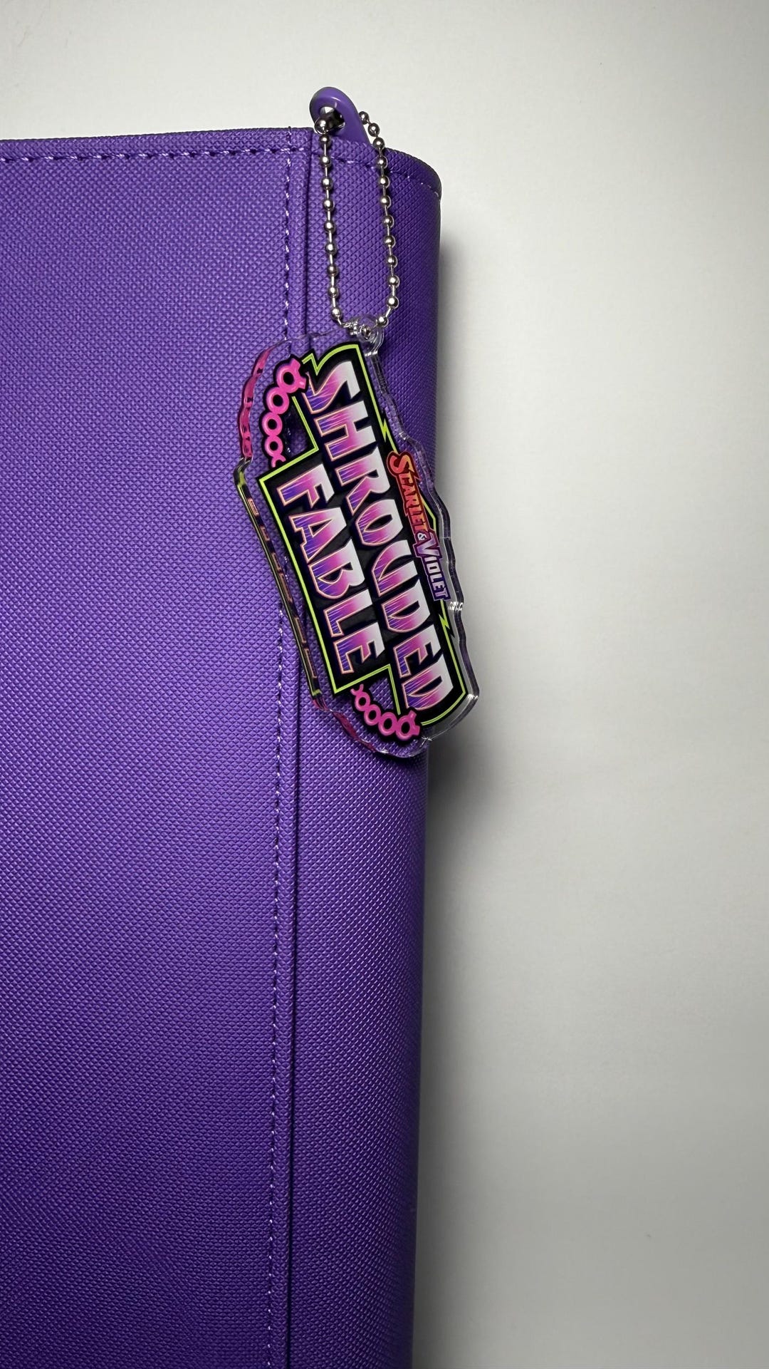 Pokémon Scarlet & Violet Shrouded Fable - Binder Set Key Chain - Etsy