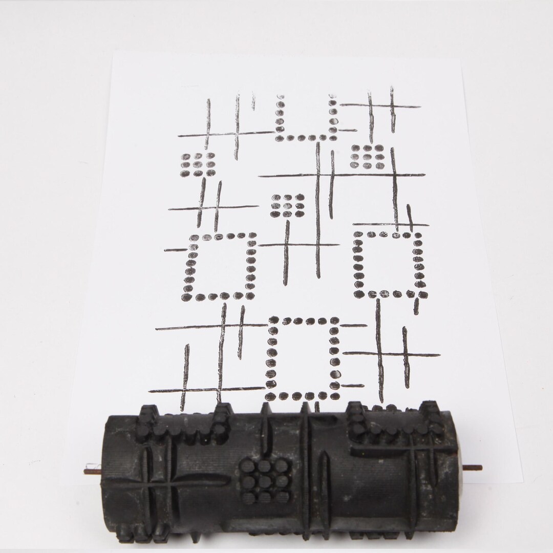Vintage Pattern Roller / Textured Roller 24-0143 With Geometric Pattern ...