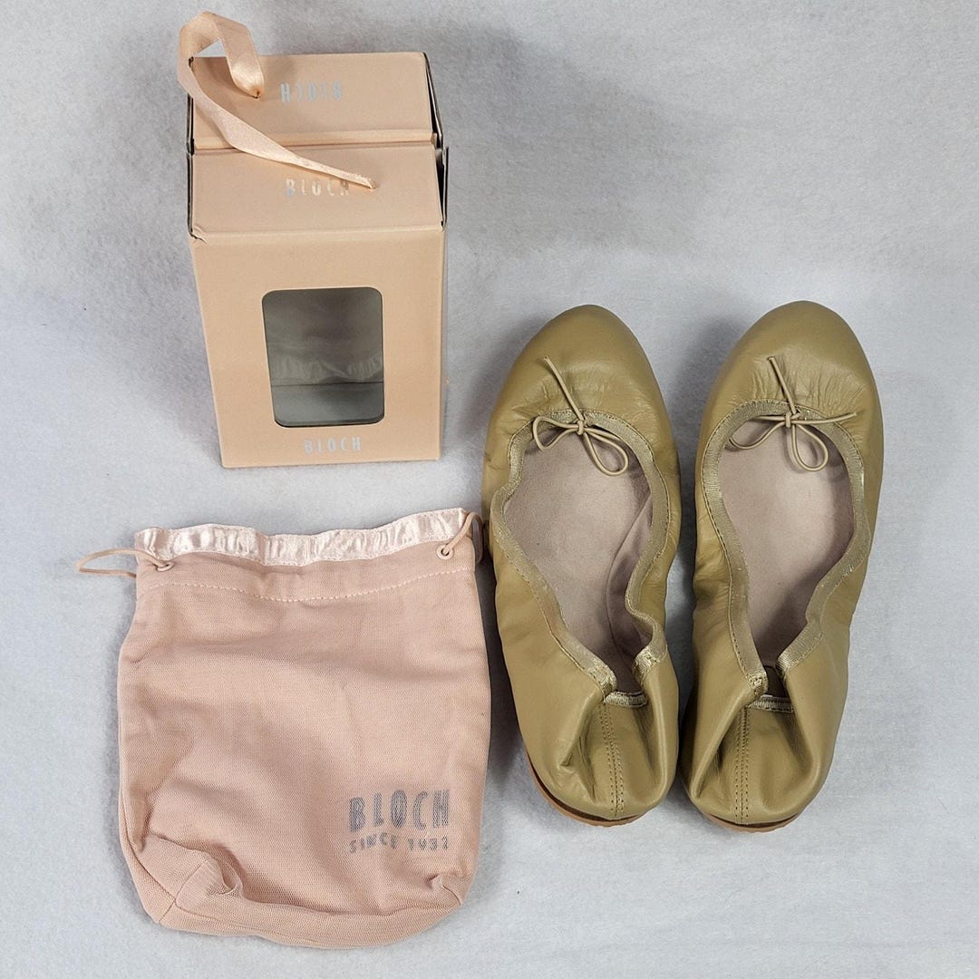 Bloch Ladies Roll up Ballet Flats Foldable Purse Comfy Shoes Beige Tan ...